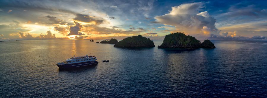 Blue Manta Explorer Gallery - Explorer Ventures Fleet®